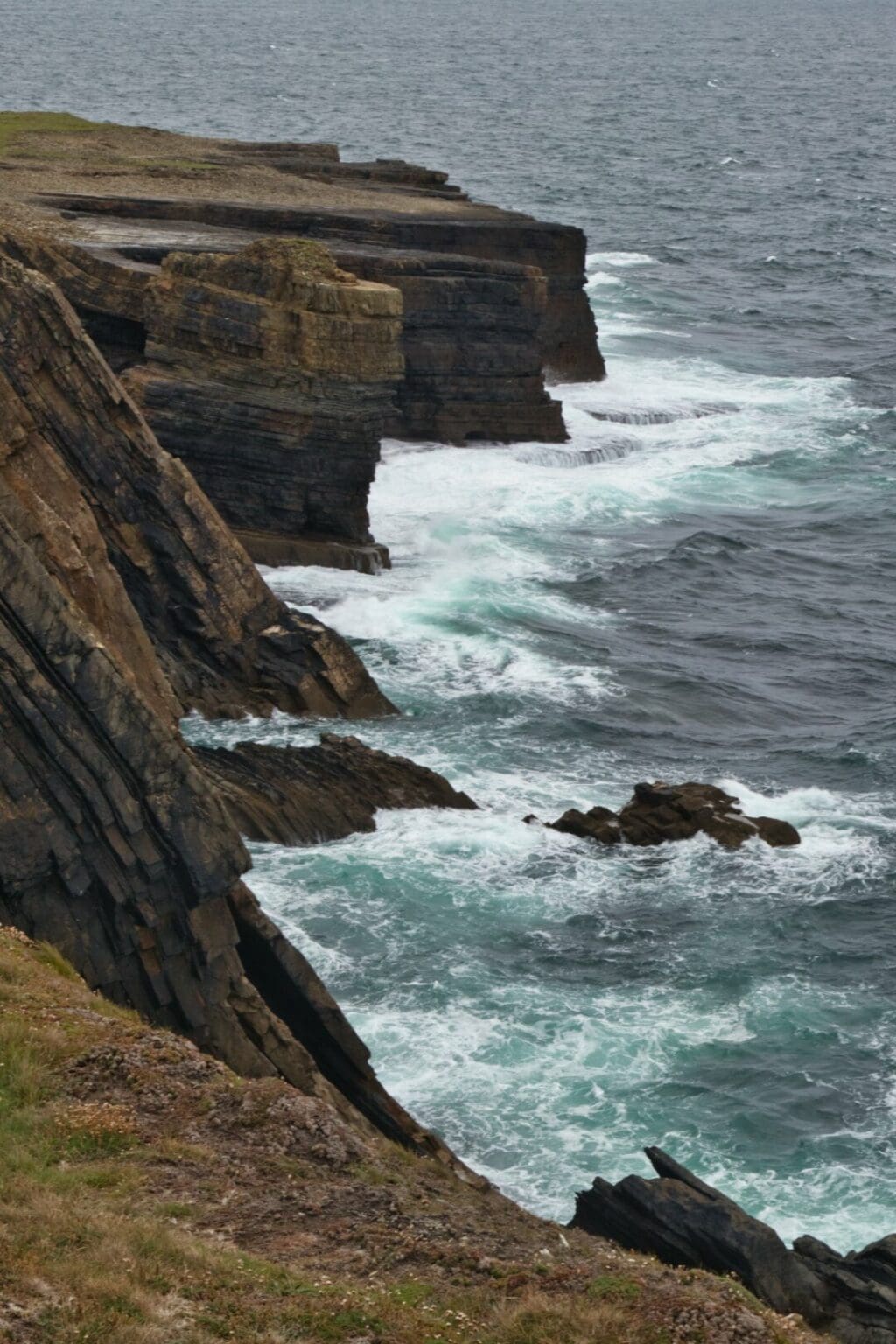 Ferry vs avion : qui perd sur le niveau de pollution