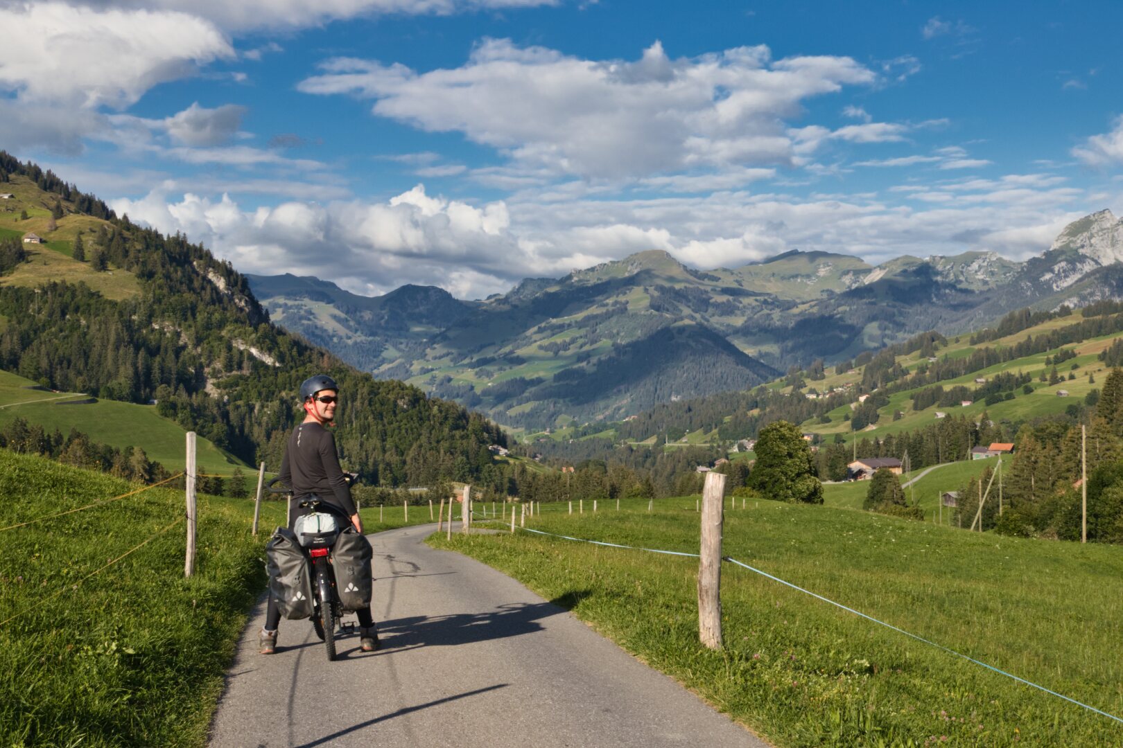 Suisse à vélo | Le guide complet - L'Empreinte Baroudeuse